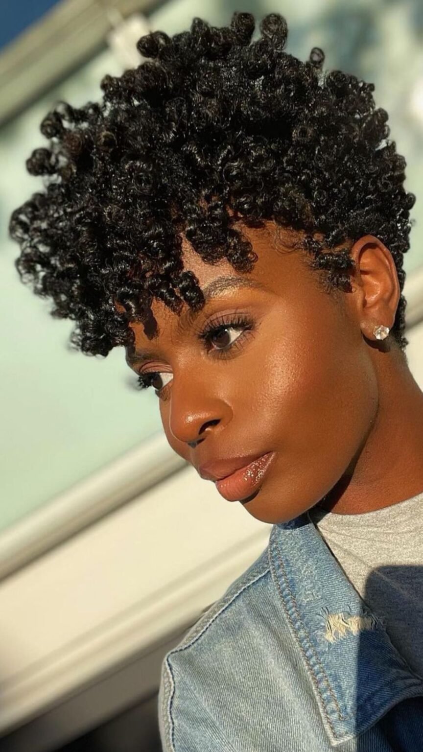 Short Natural Hair Ideas: Trendy and Low-Maintenance Styles for Black ...
